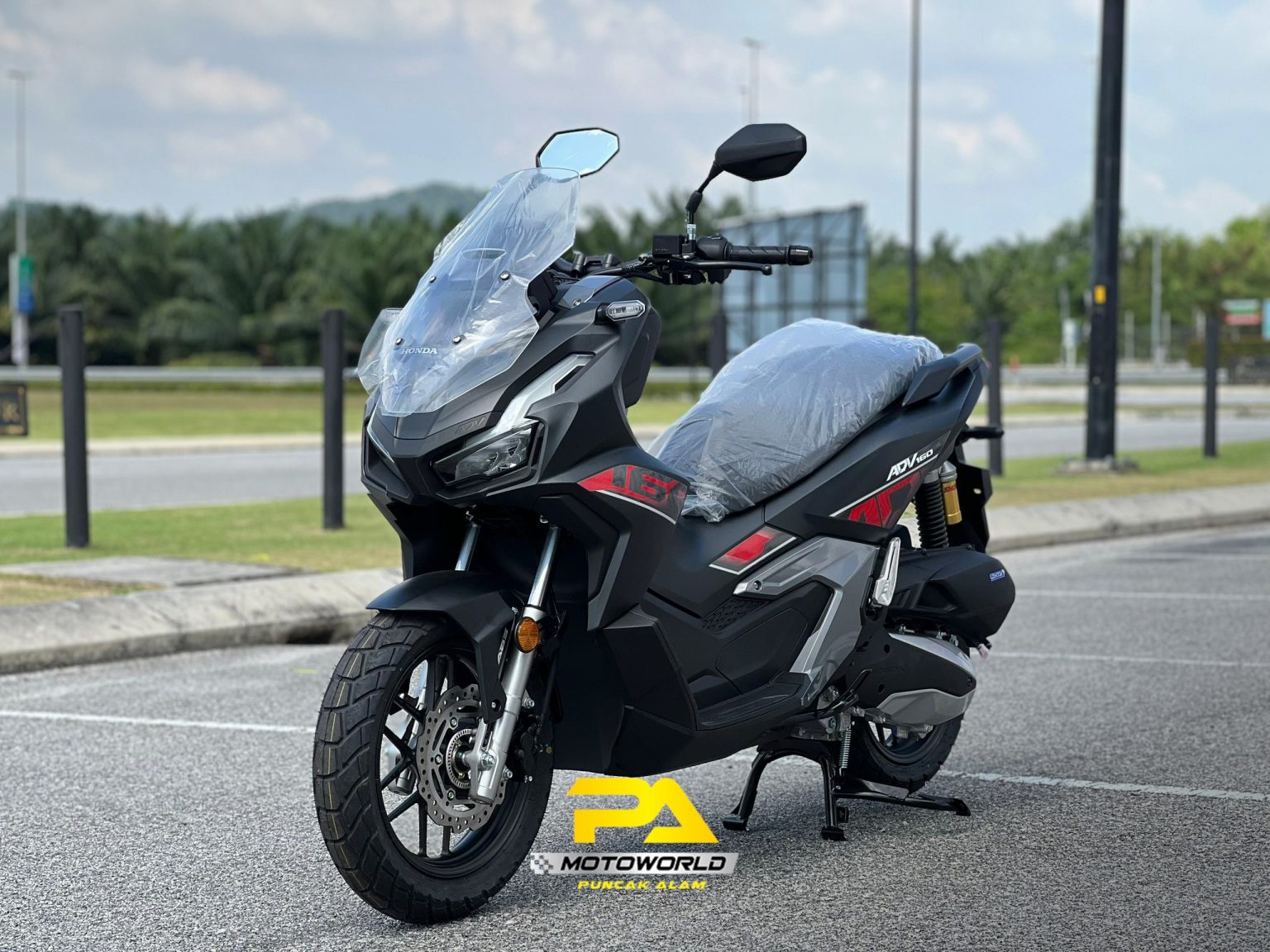 HONDA ADV 160 STD NEW 2025 COLOUR BLACK – ezbeli